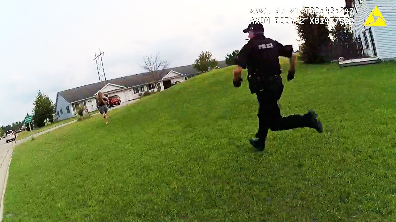 Woman Runs From Police After Abusing Boyfriend - YouTube