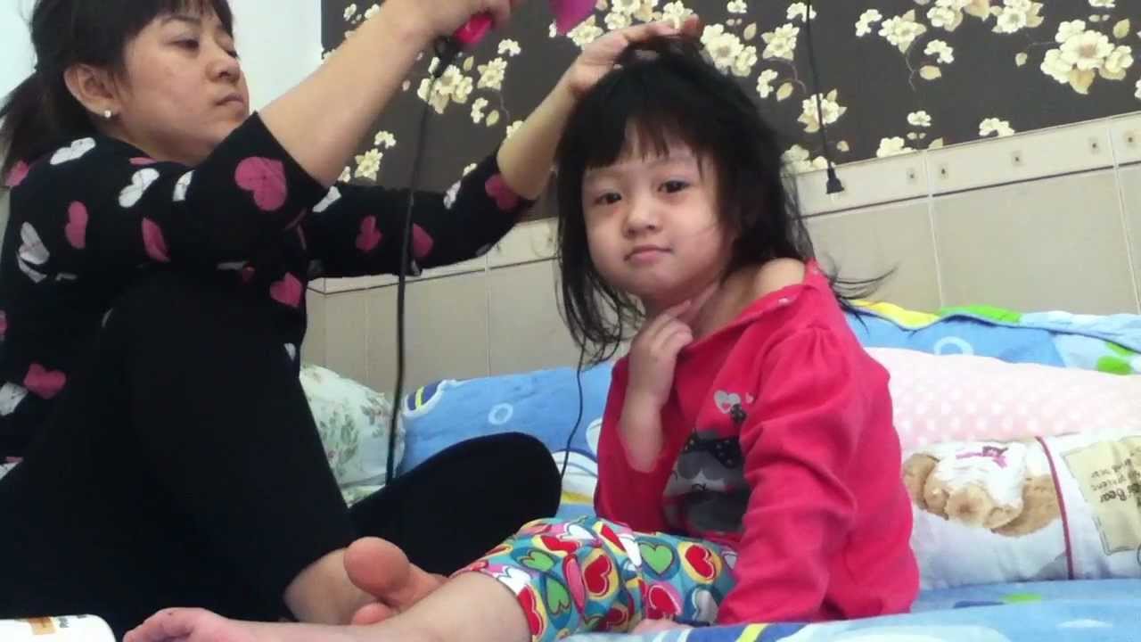 Piggy 4 year old Hair Drying 2 YouTube piggy-4-year-old-hair-drying-2-youtube