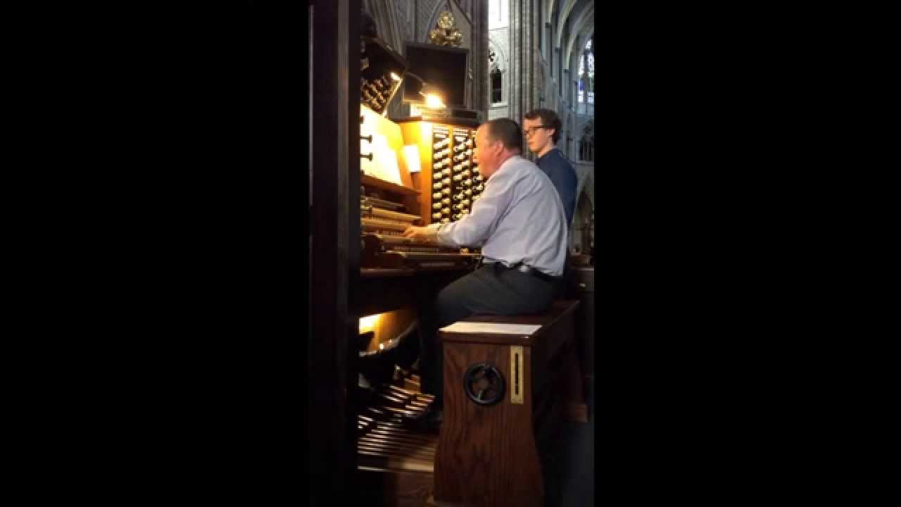 David Goodenough Plays J S Bach's Prelude and Fugue in C Major BWV545 ...