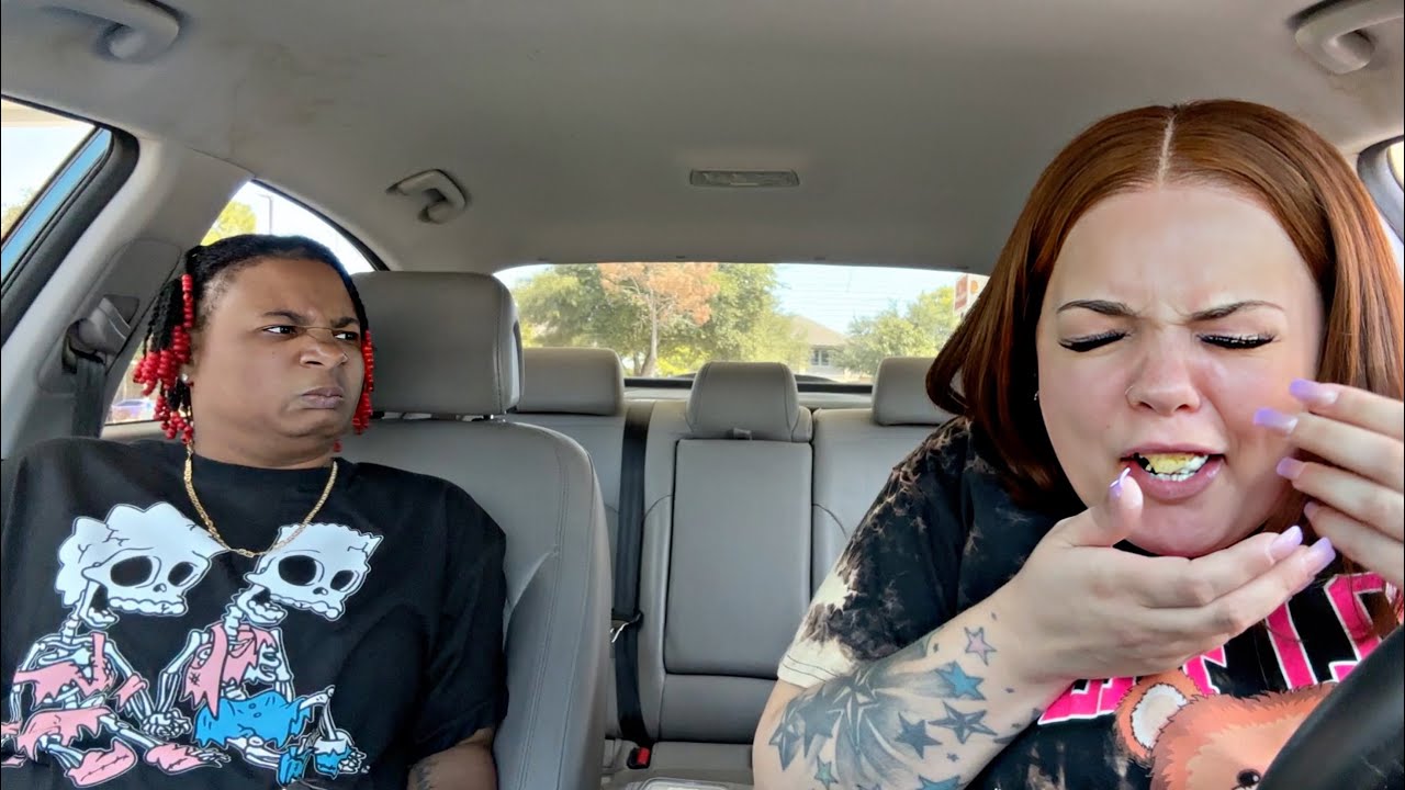 PUTTING BAKING SODA ON POWDER DONUTS!! **REVENGE** - YouTube
