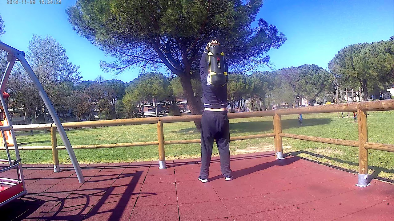 Sandbag# Es n° 20: Standing French Press - YouTube
