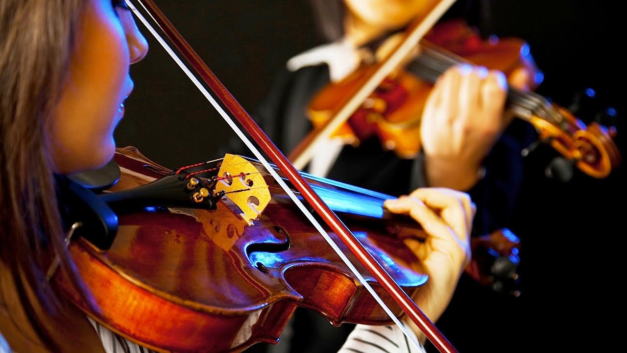 How to Pick Strings | Violin Lessons - YouTube