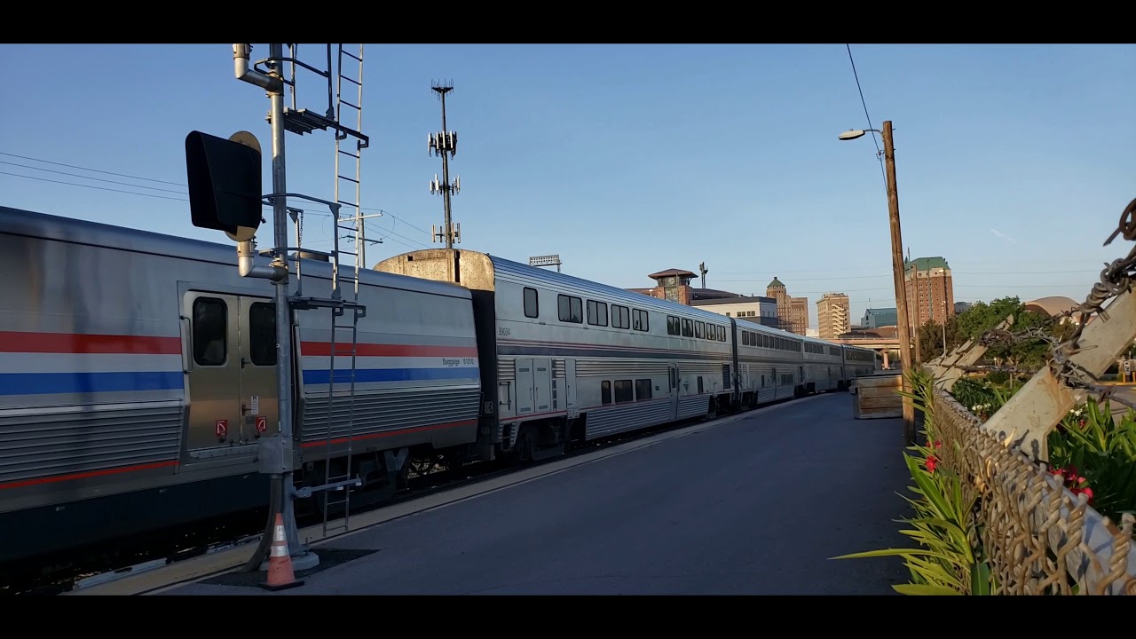 Westbound Amtrak Sunset Limited/Texas Eagle arrived in El Paso TX read description - YouTube