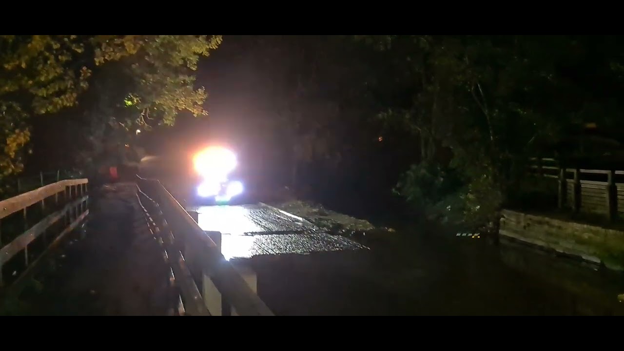 Ford Transit Rufford Mill Ford At Night Basuri Musical Horn - YouTube