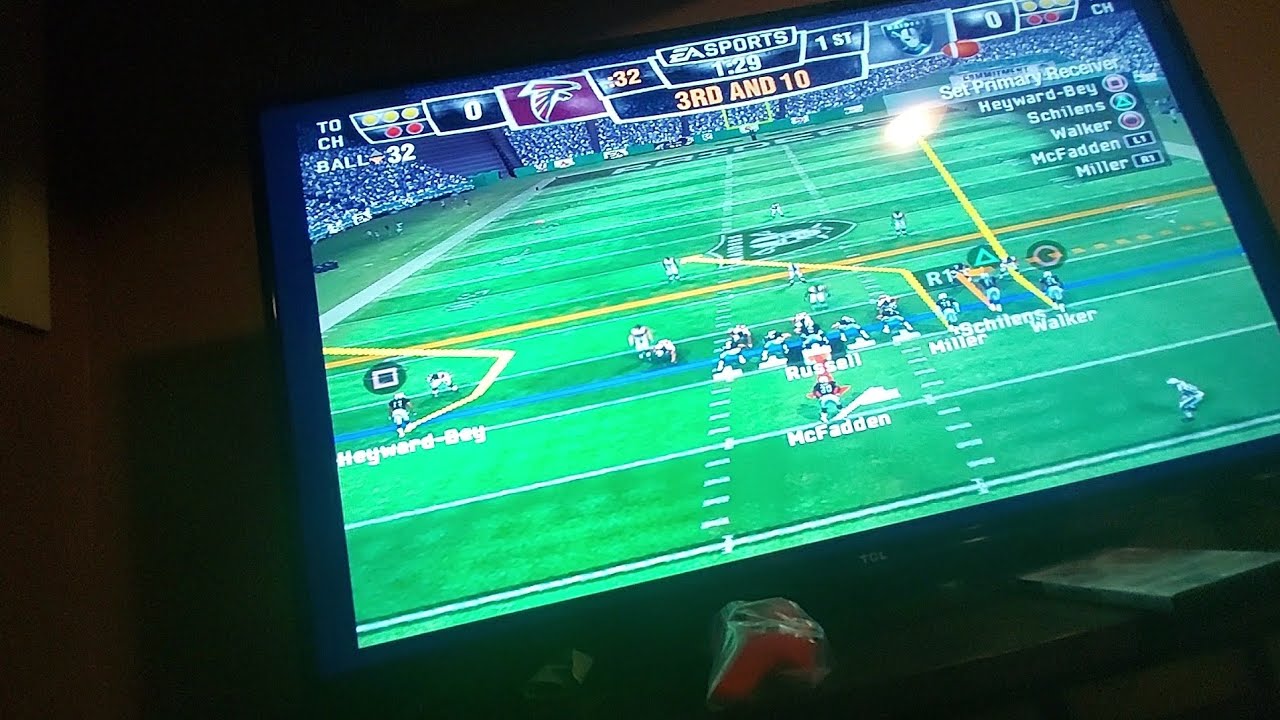 Madden 10 PS2: Atlanta Falcons vs Oakland Raiders - YouTube