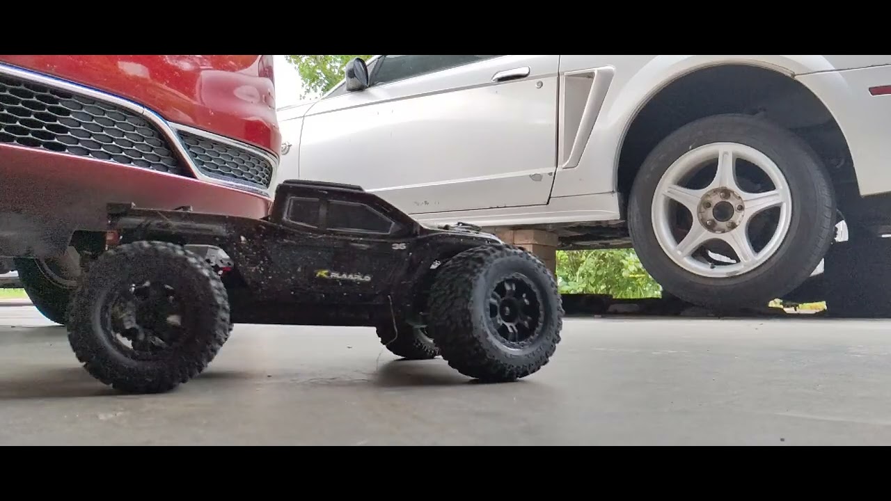 Omni Terminator Carbon edition can bunny hop if you want it to - YouTube