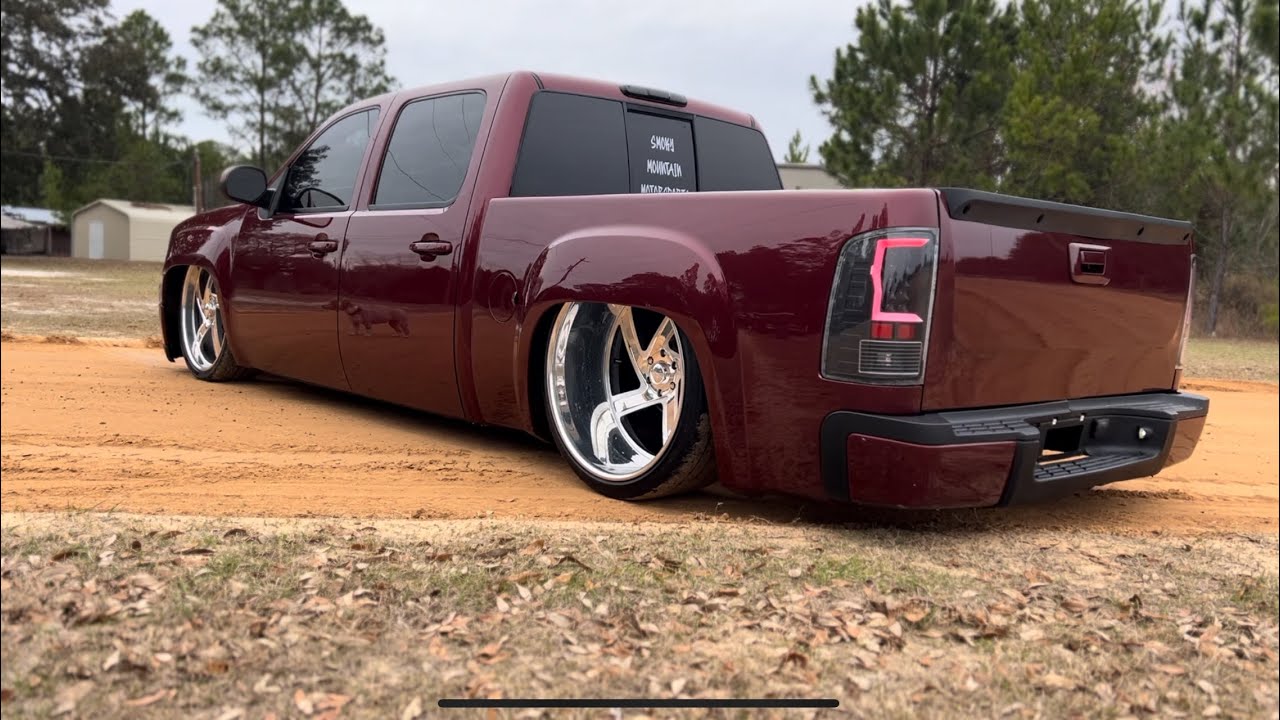 John’s 2010 GMC Sierra cammed and bagged on 26x12 Intro wheels. - YouTube
