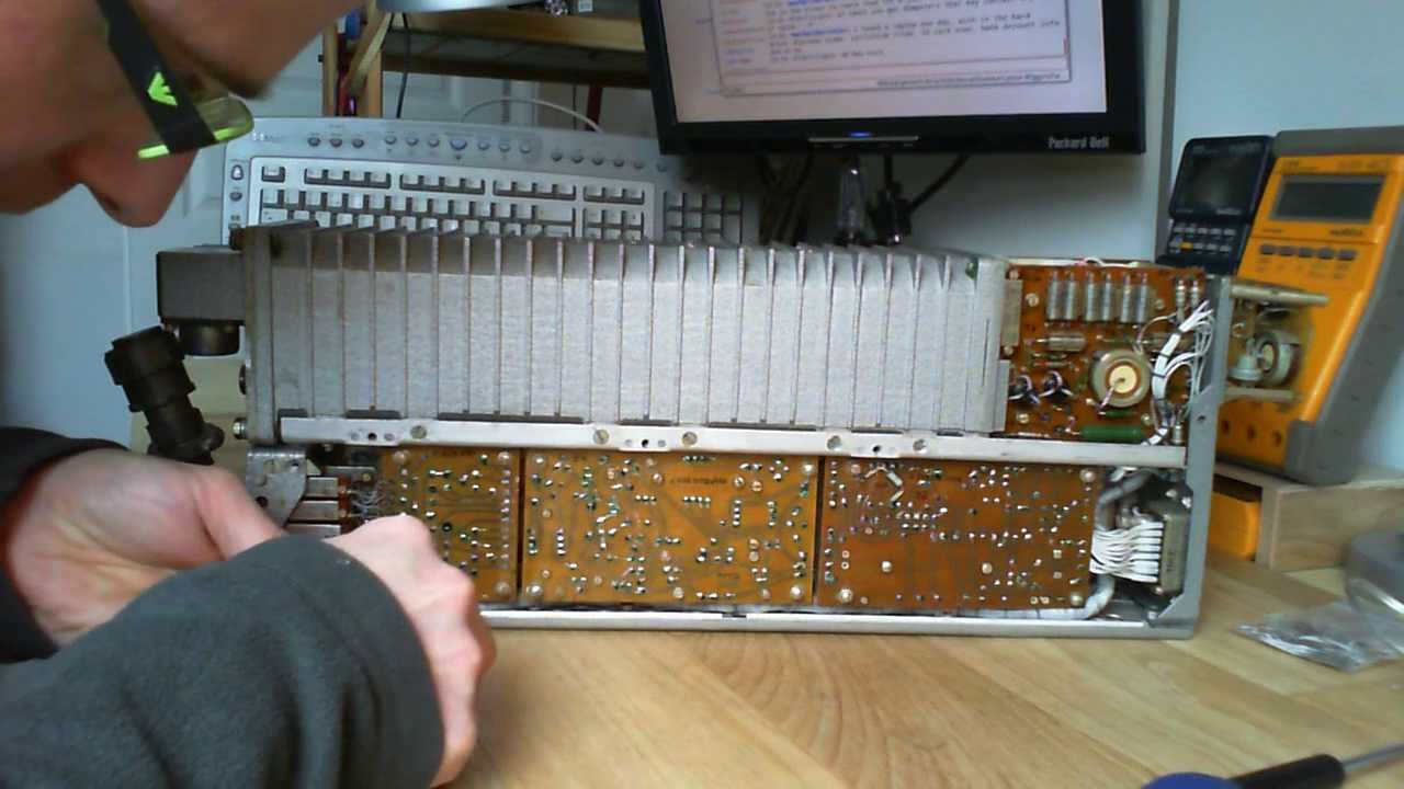 Scrapping the soviet IFF transponder - YouTube