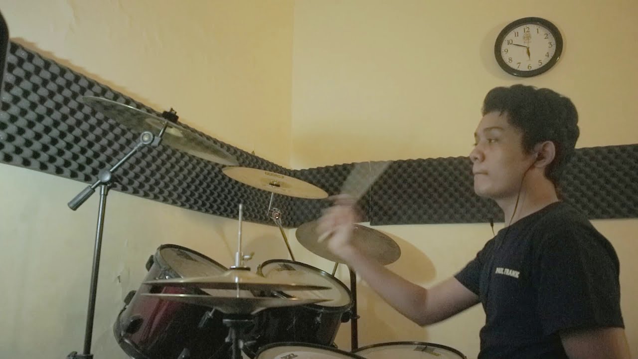 Messing around with drums with 80s gated reverb #2 - YouTube