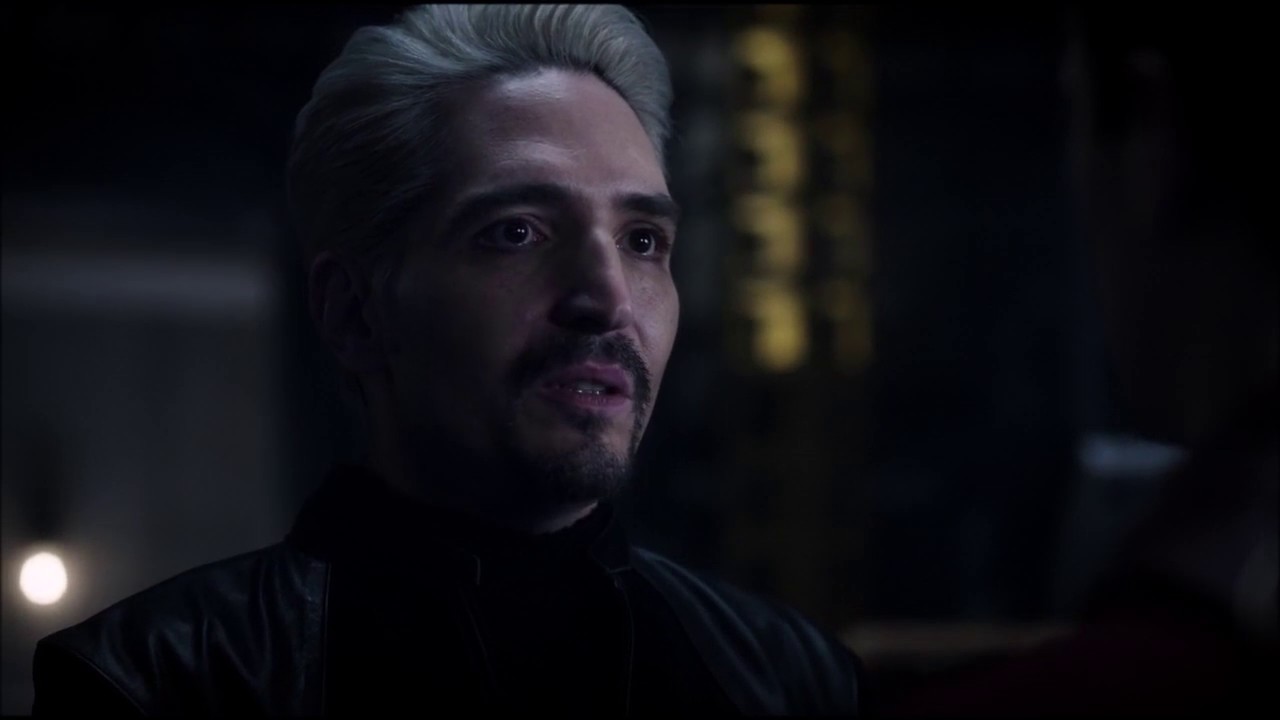 Barry Came to Know About DeVoe | The Flash | Season 4 Episode 4 - YouTube