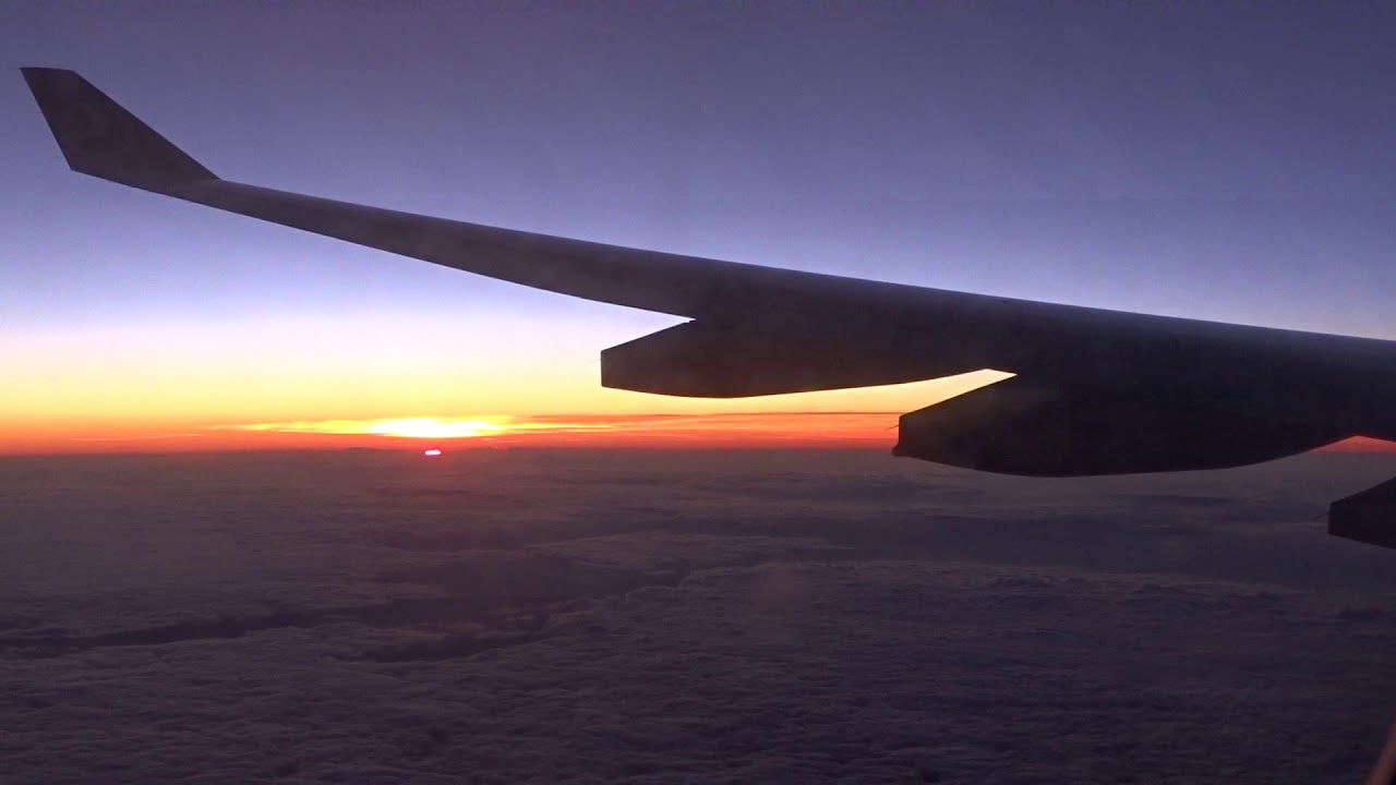 Sunset On Board Turkish Airlines Over Turkey (2018-01-05) - YouTube