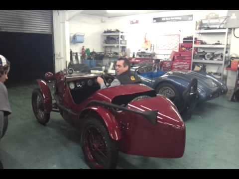 How to test an austin 7 clutch - YouTube