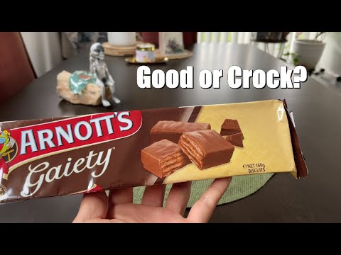 Good or Crock EP28 - Arnotts Gaiety Hazelnut Cream Wafers - YouTube