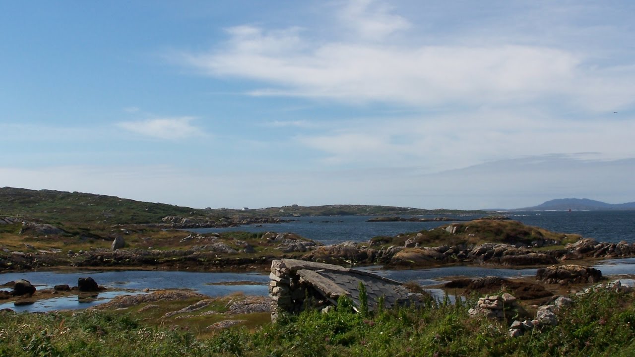 Pat Cloonan plays Irish waltz - YouTube