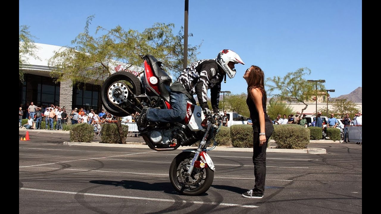 BIKE STUNT FUNNY VIDEO - YouTube
