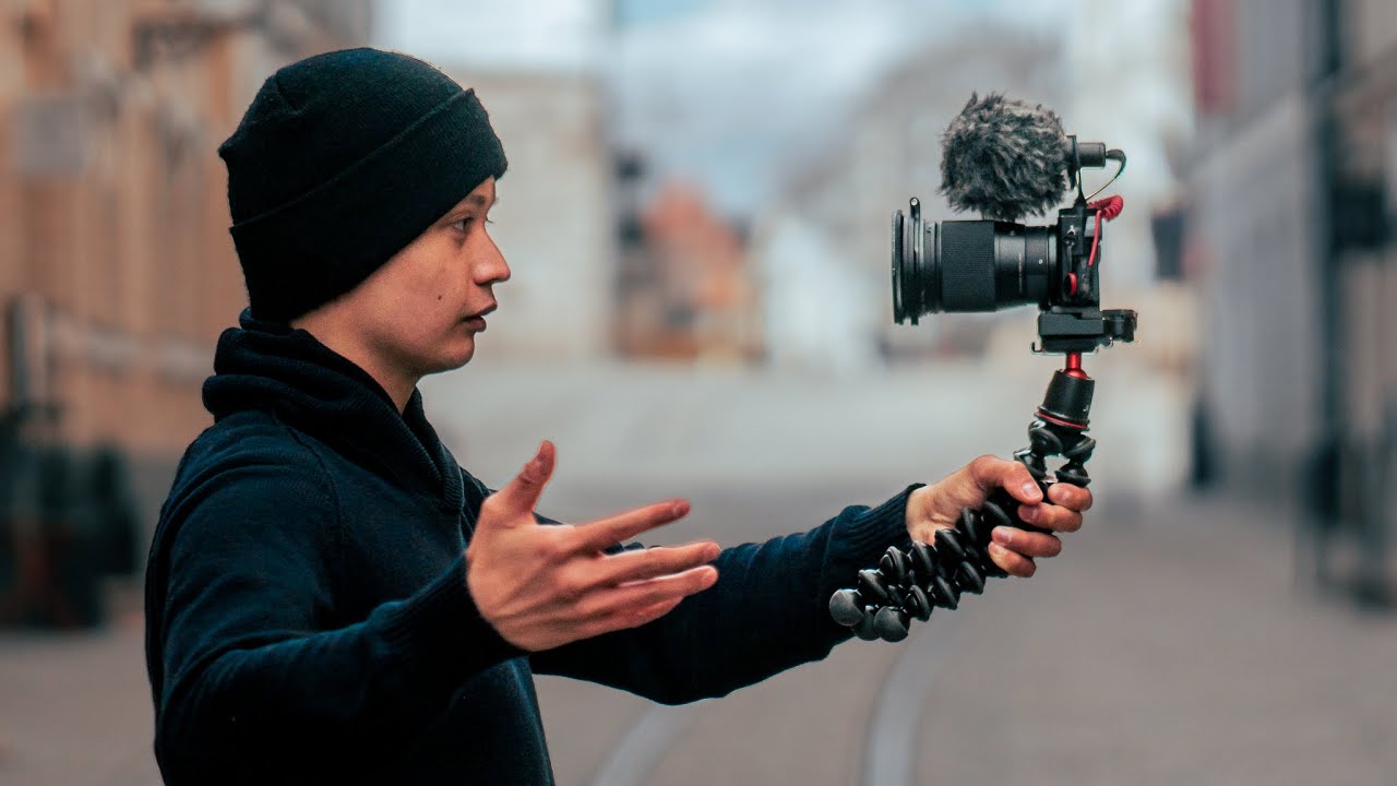 5 Vlogging Tips And Tricks YOU NEED TO KNOW! - YouTube