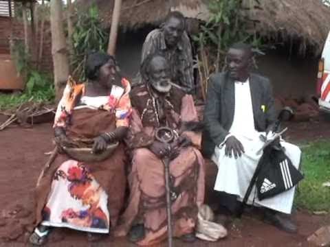 BUJAGALI WIDOW CRYS FOR HELP WARNS MAMA PHINA & KULANAMA #Bujagalidead ...