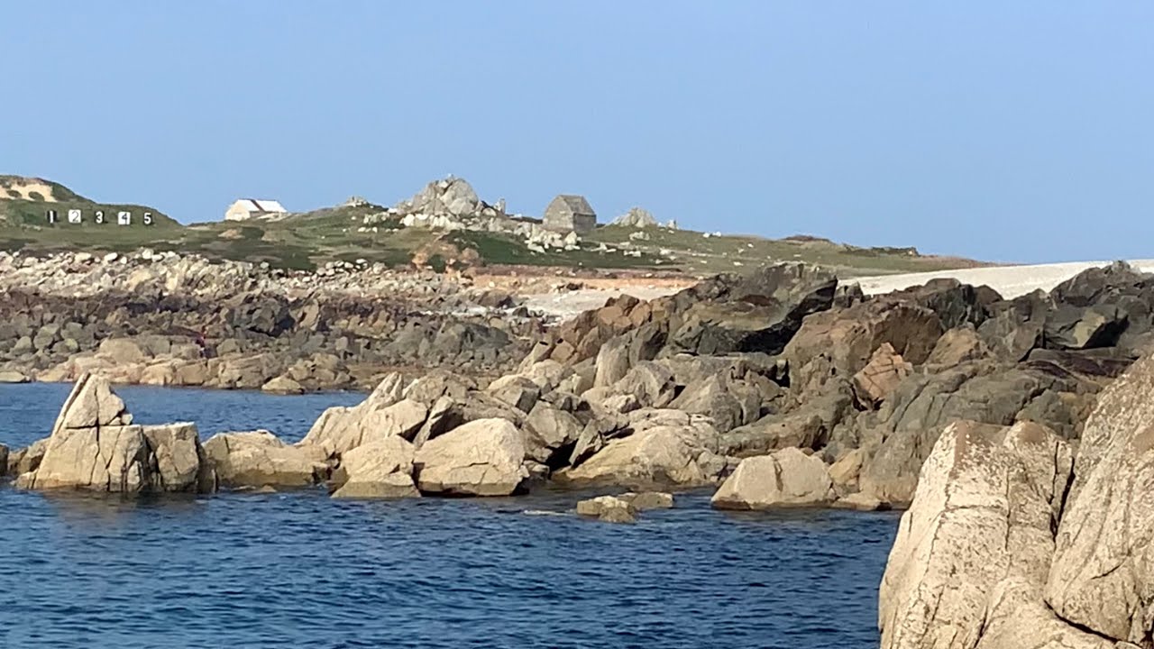 Urban exploration Old Fort Le Marchant strange things and firing range ...