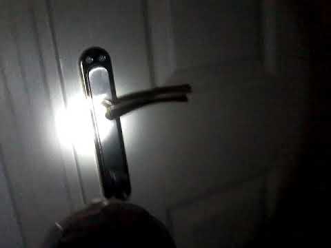 En komik sahte zombi görüşü izle gülmekten öleceksin