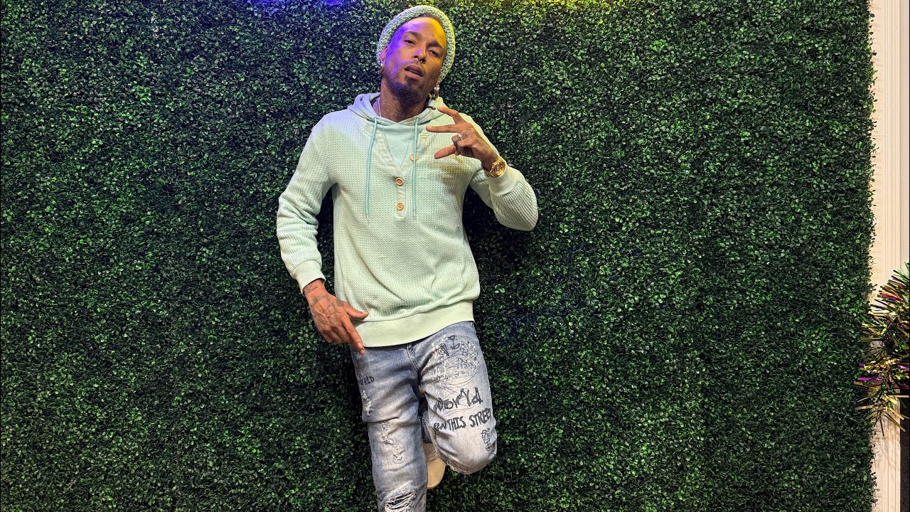 Real life sit down 🪑 with me rolling a backward with your host ...