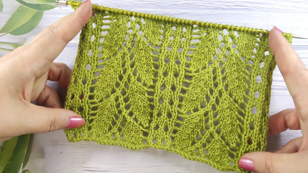 Lace Leaves Stitch | Ajour-Blattmuster stricken | Punto Foglie ...