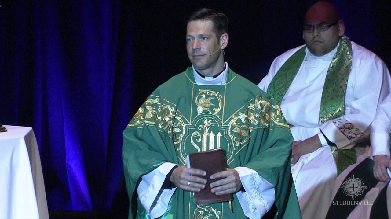 Father Mike Schmitz - Sunday Homily - 2015 Steubenville West - YouTube
