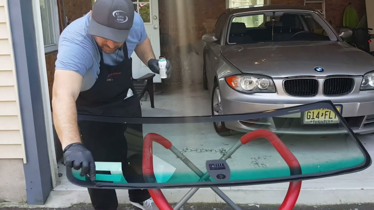 Auto Glass Replacement in NJ / BMW Windshield Replacement - YouTube