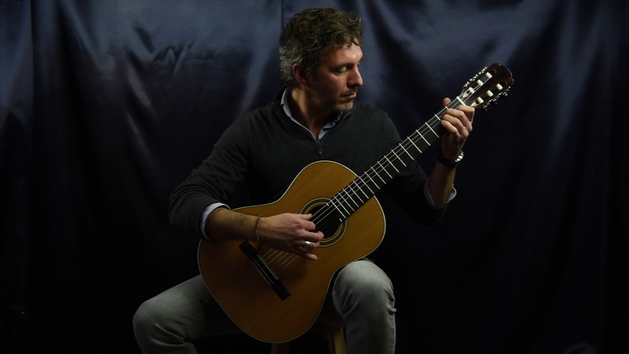 Classical Guitar Model "Estudiante" - Vincent, Played by Jeffrey ...