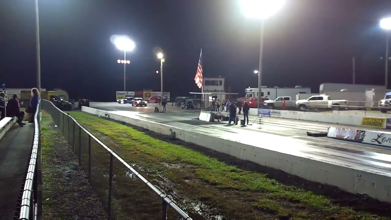 2021 London Dragway Mopar muscle drag fest - YouTube