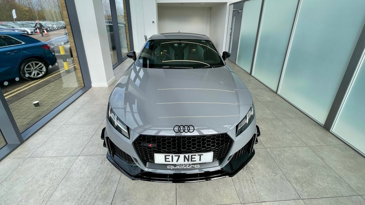 1/11 TT RS ICONIC EDITION || WALK THROUGH BY AUDI CAMBRIDGE - YouTube