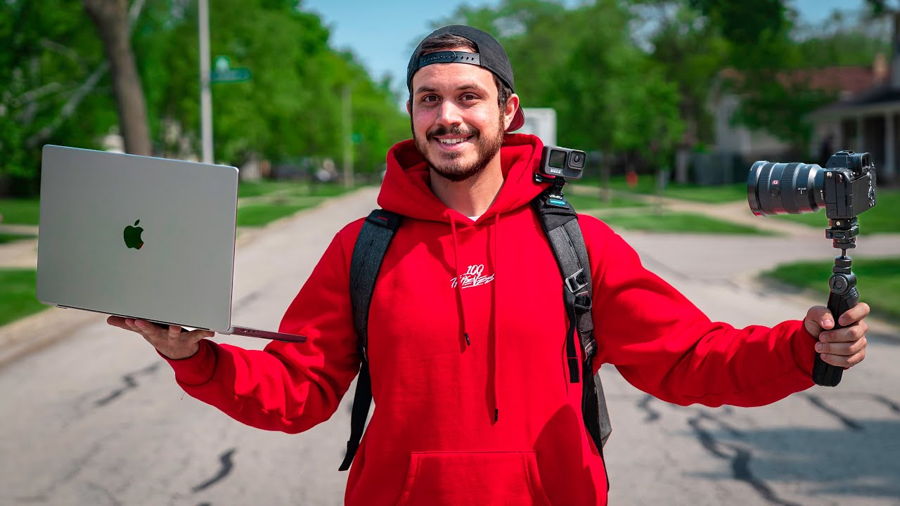 A Day in the Life of a Content Creator (2023) - YouTube