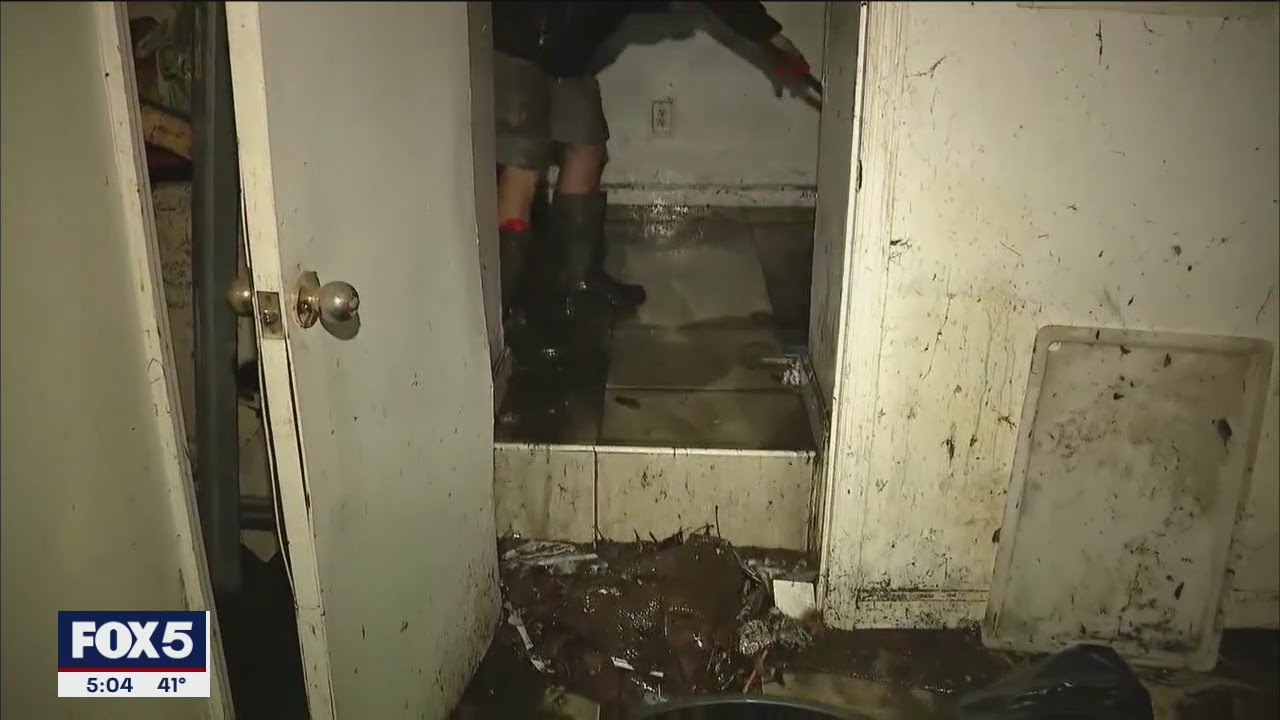 Hurricane Ida flood victims forced out of hotels - YouTube