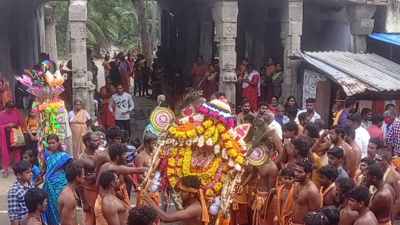 Kumaracoil Murugan temple Kavadi 2020 Part-2 - YouTube
