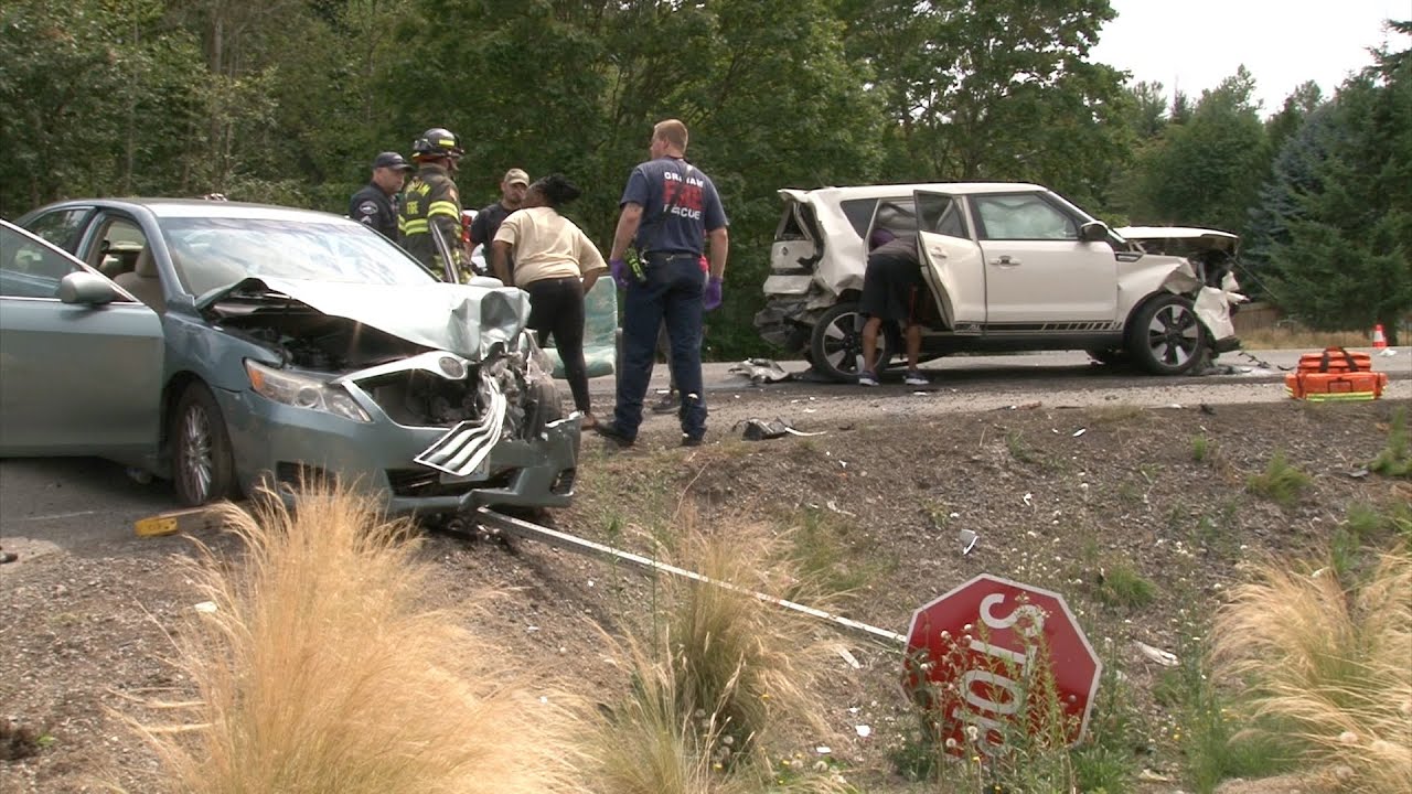 Ford Mustang Crash Puyallup Wa