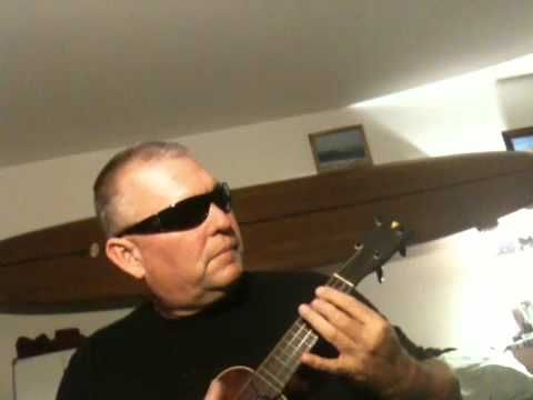 SammO ukulele Chicago ILL. - YouTube