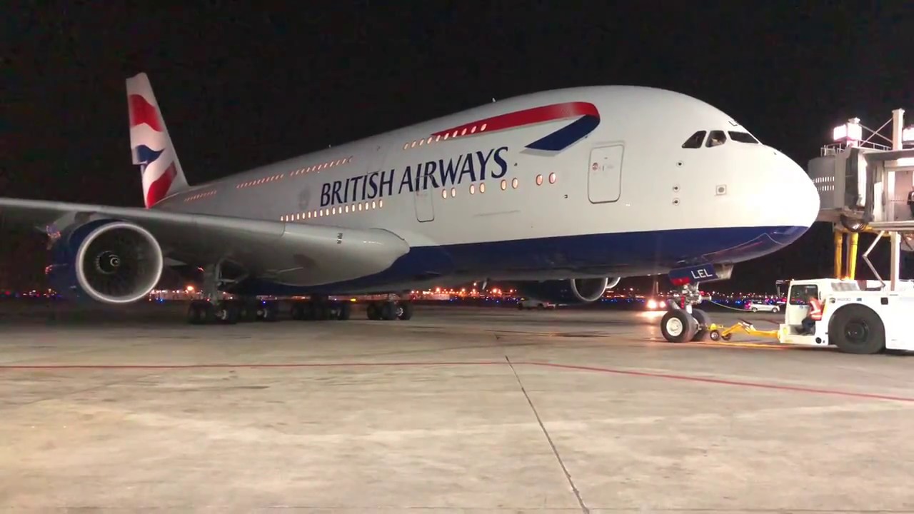 A380-800 British Airways Pushback at Chicago O’Hare - YouTube