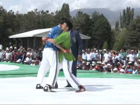 Kyrgyz National Sport "Alysh" - YouTube