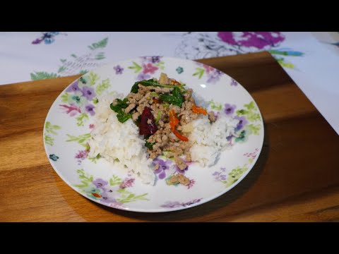 KwanniE's 6 Minute Pad Gaprao Moo Sab-Cook Along in Real Time-Description for Ingredients-Low Carb