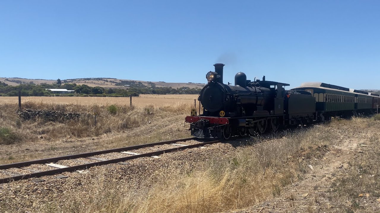 SAR RX 224 zooming up a hill because of running 30 mins late | 3rd ...