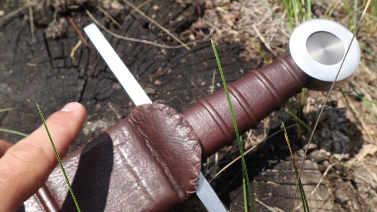 Kult of Athena Balaur Arms 12th Century Templar Arming Sword Review ...