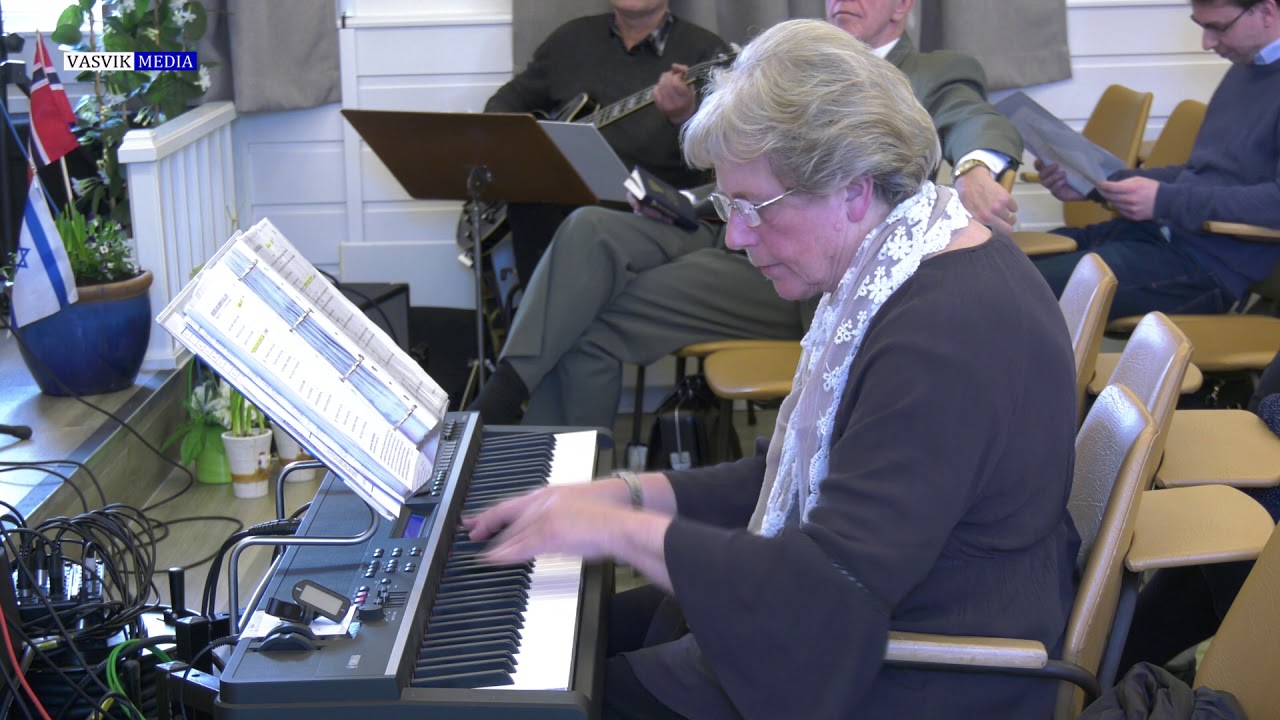 (2670) Berith og Agnar med team: Min Jesus lever - YouTube