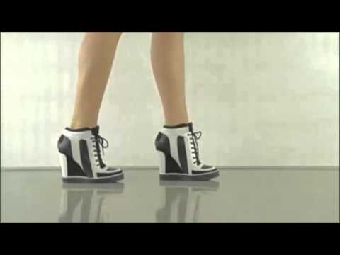 Spor dolgu topuk ayakkabı ile nasıl yürünür