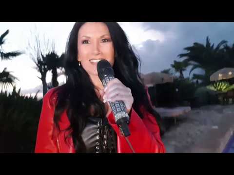Antonia aus Tirol - Mini Home-Konzert live aus Mallorca
