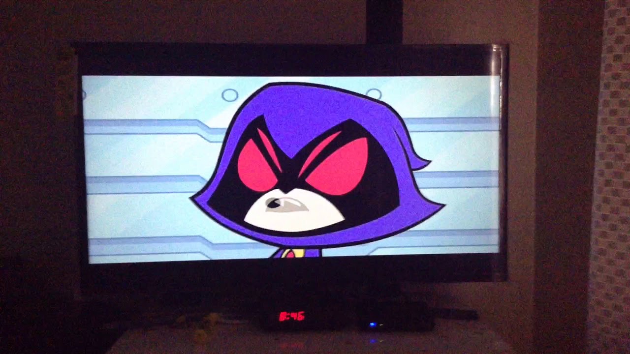 Scary weird Raven - YouTube