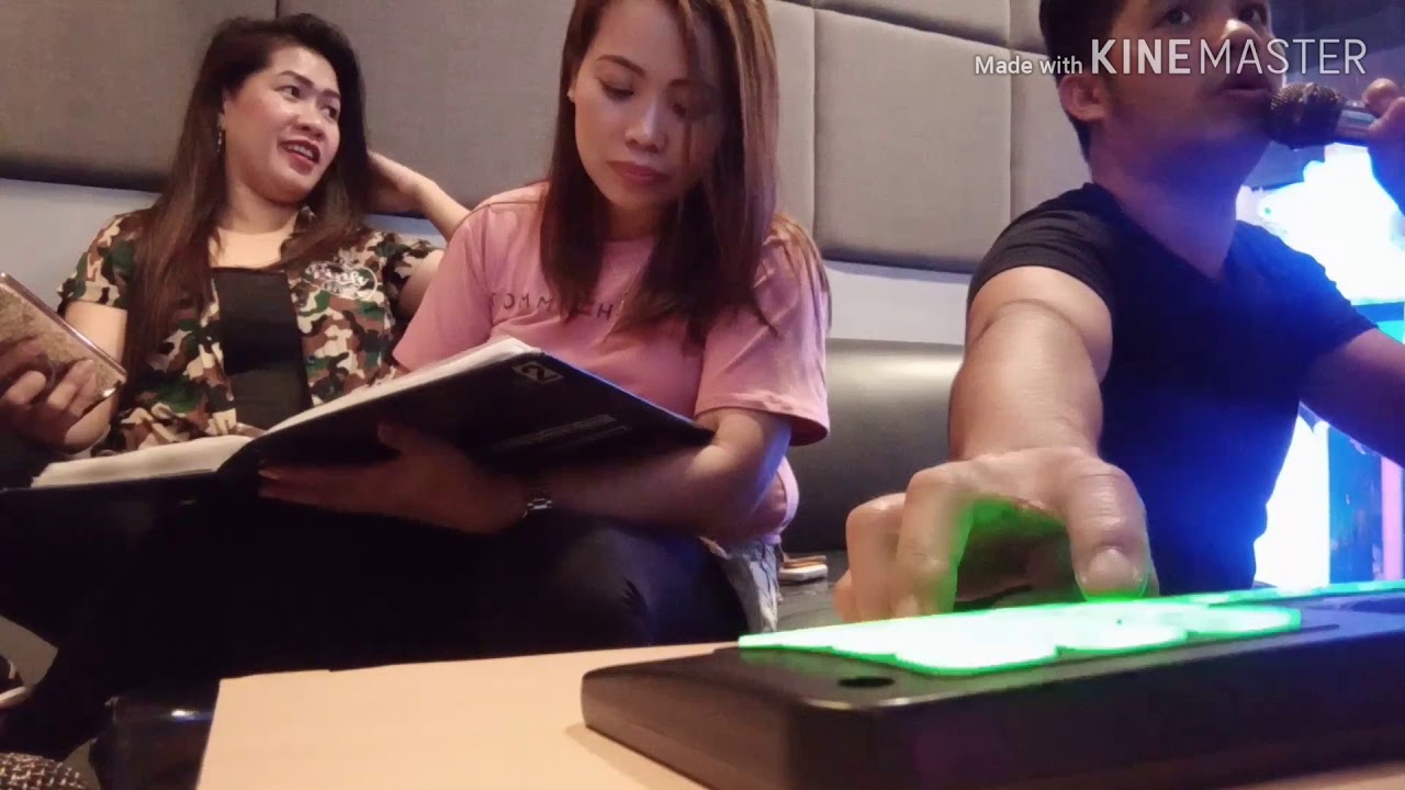 Karaoke at time zone - YouTube