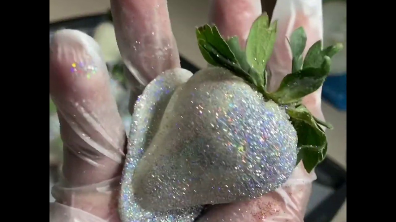 Glitter Chocolate Covered Strawberries Tutorial Easy Method YouTube glitter-chocolate-covered-strawberries-tutorial-easy-method-youtube