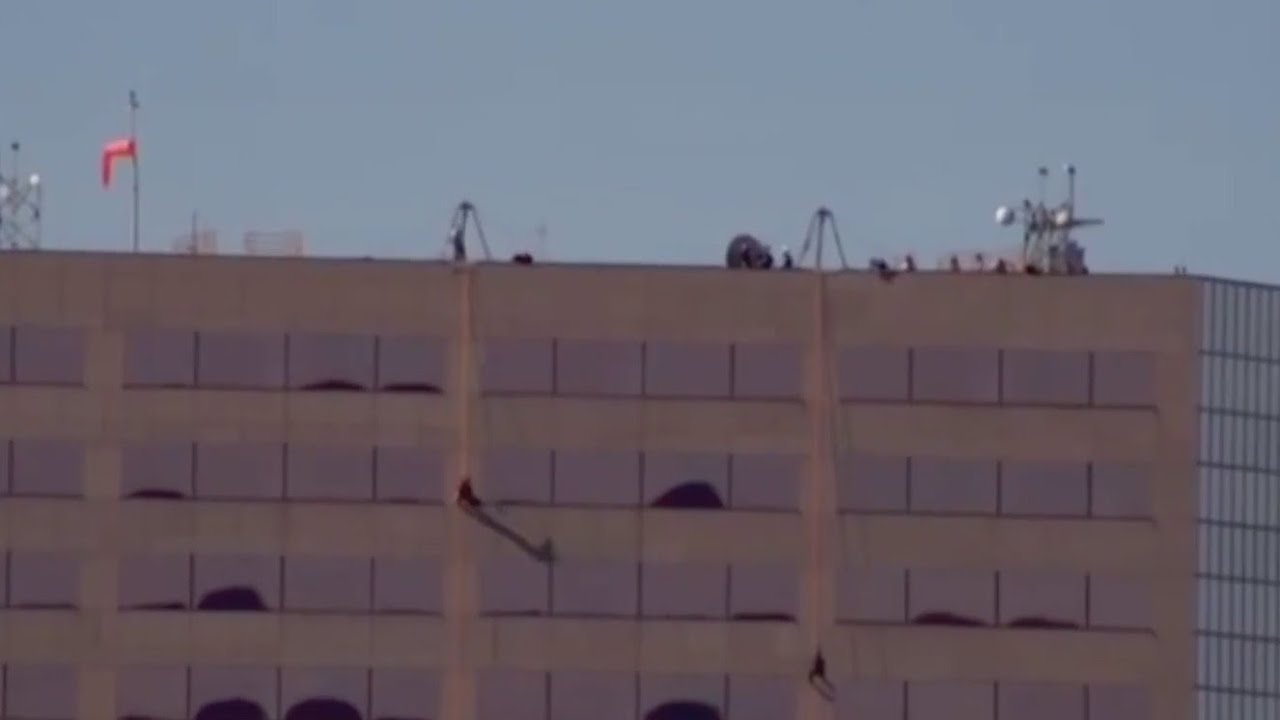 Travis Teich to rappel building for 4D Recovery - YouTube