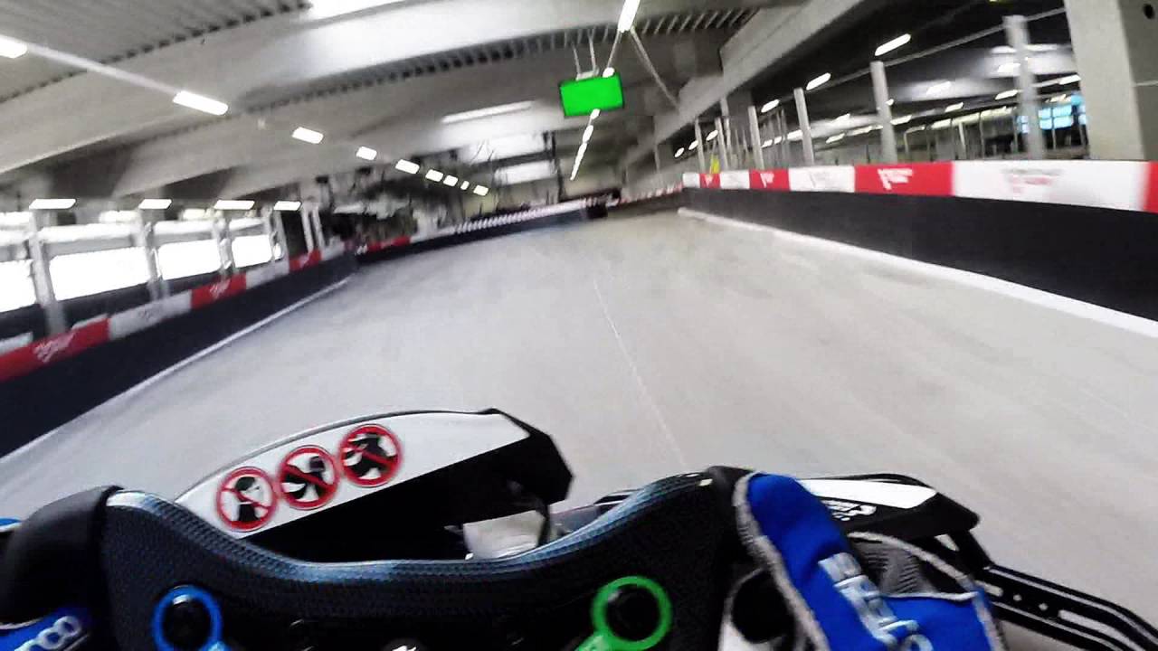 Kart Palast, Race on Raceway 1 - YouTube