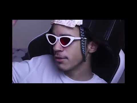 British weeb speaks fluent Japanese - YouTube