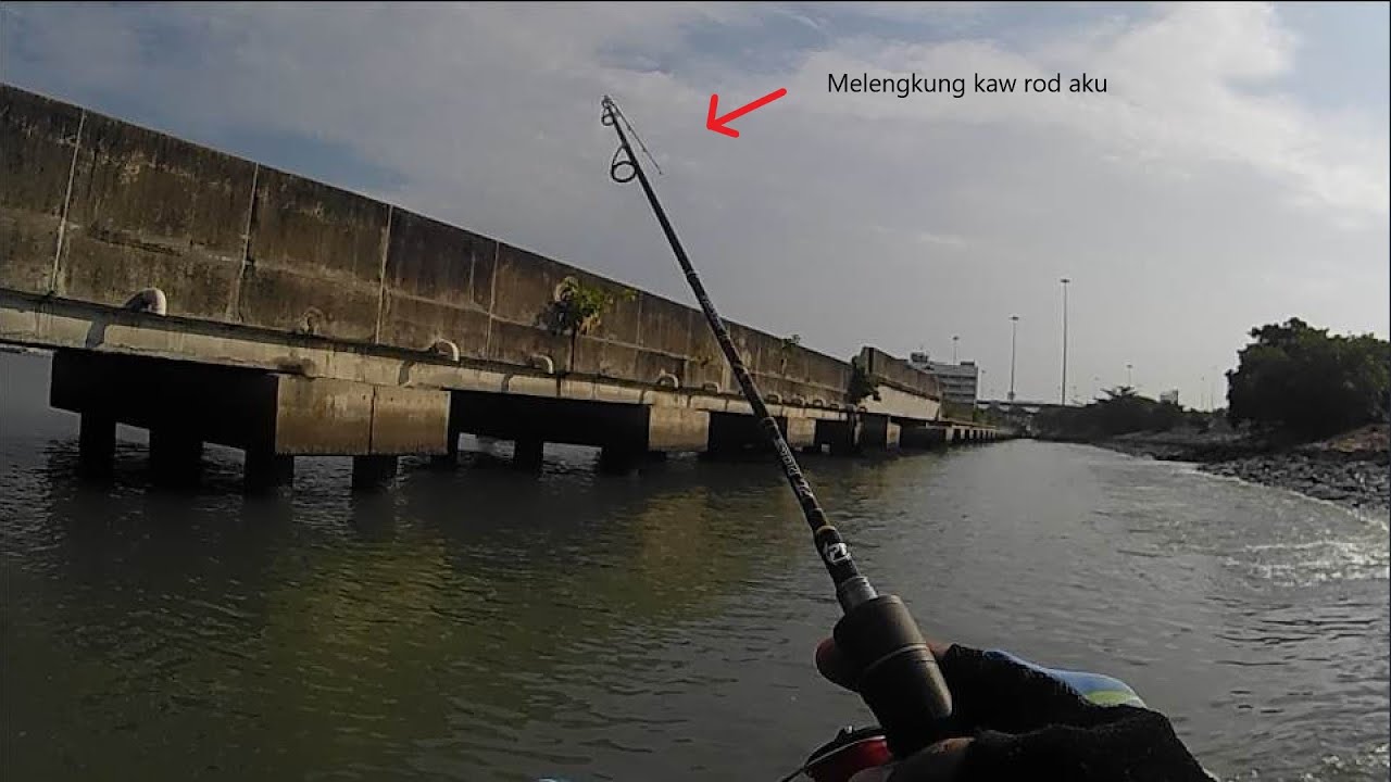 Vlog#9 Ikan besar bas tarik ke??? melengkung kaw-kaw rod aku.. - YouTube